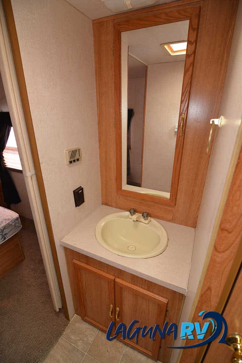 2000 Coachmen Mirada 340MBS - Laguna RV