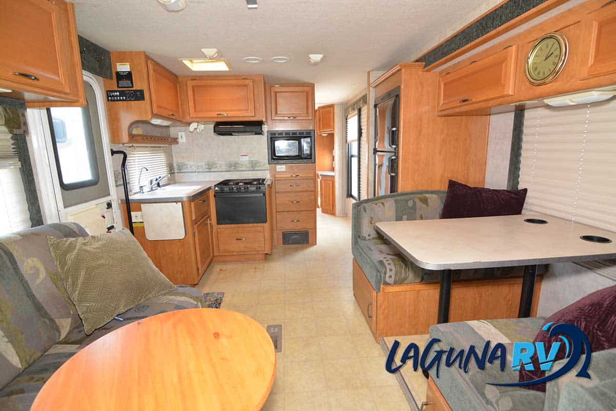 2007 Fleetwood Tioga 31M - Laguna RV