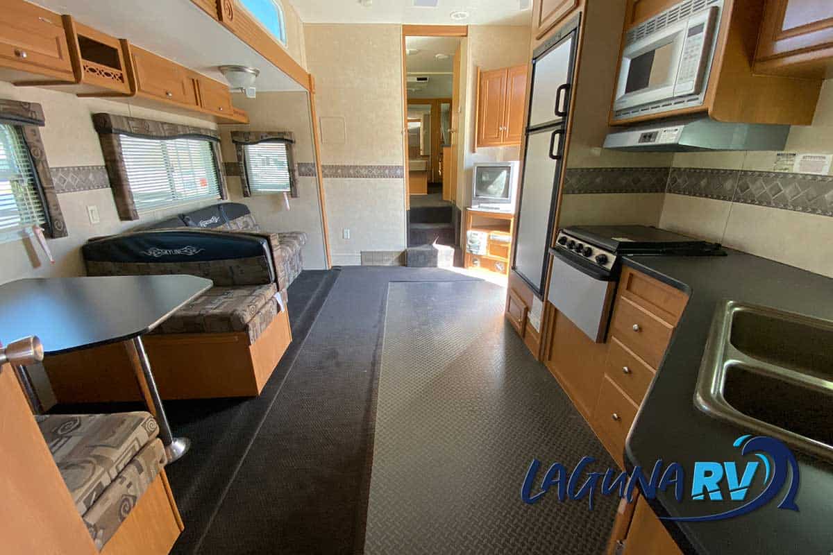 2007 Skyline RV Nomad Trailrider 385 - Laguna RV