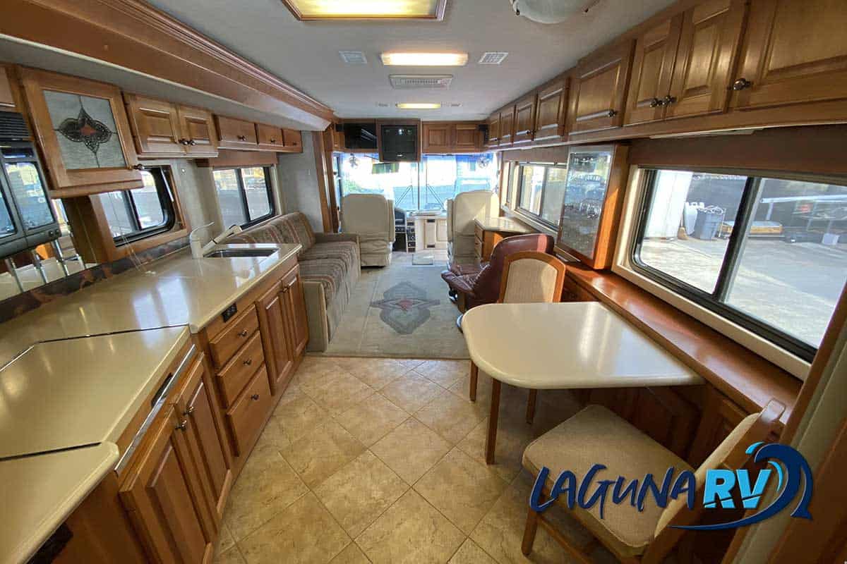 2002 Country Coach Intrigue 40DS 370 - Laguna RV