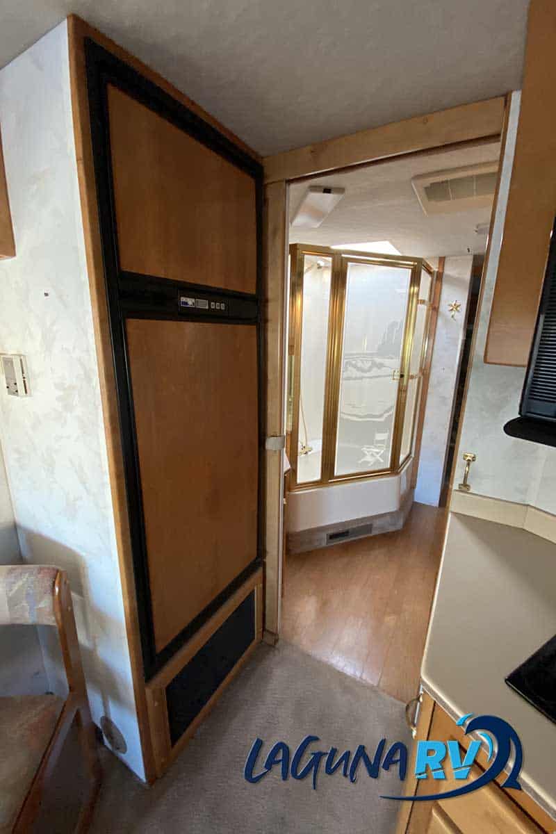 1997 Beaver Monterey 3604 - Laguna RV