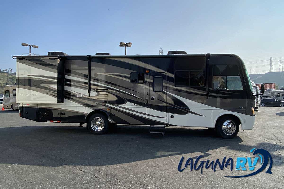 2012 Thor Motor Coach Challenger 32VS - Laguna RV
