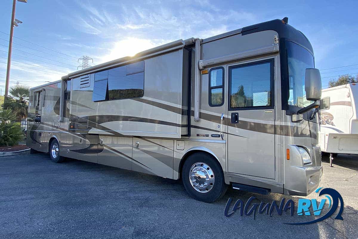 2005 Winnebago Vectra 40AD - Laguna RV