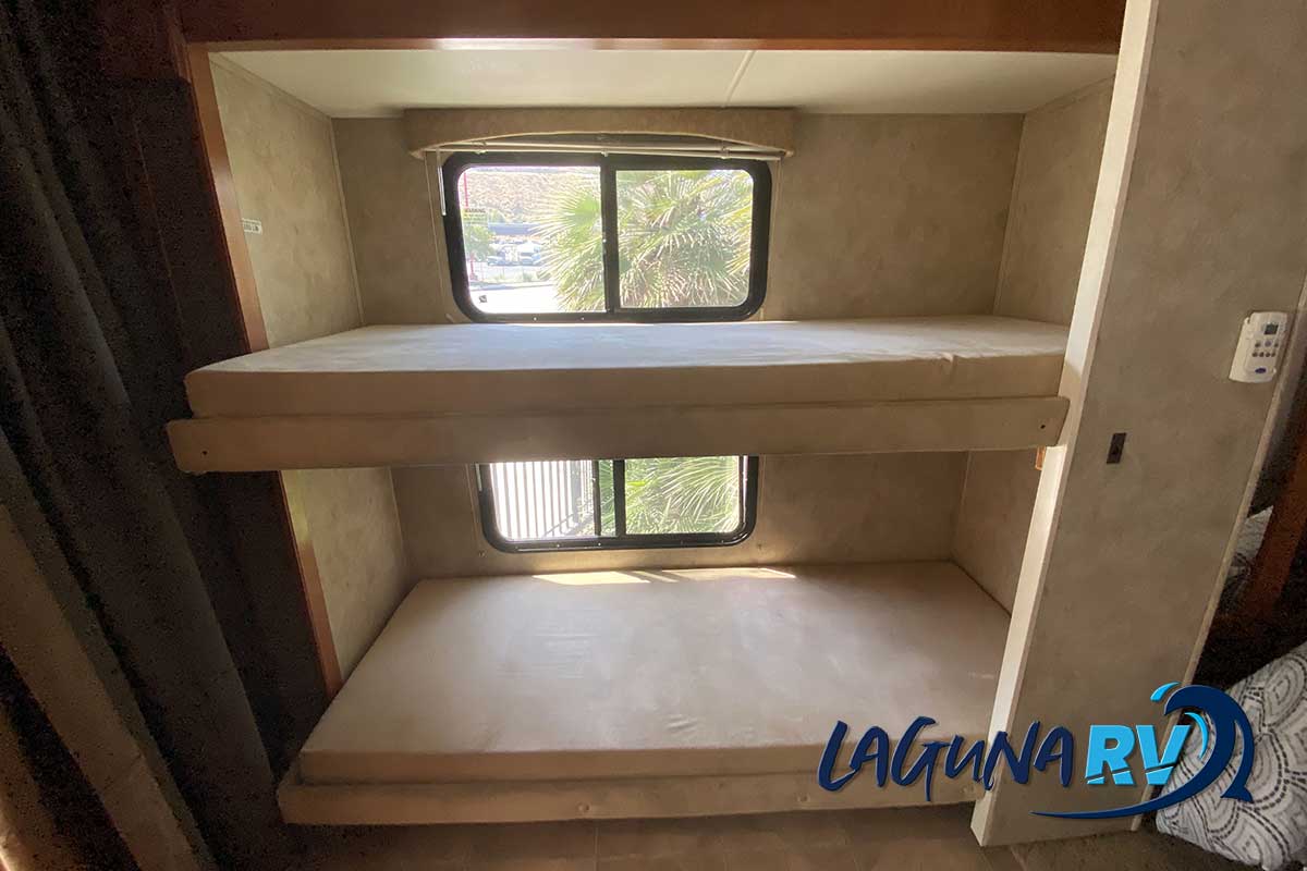 2009 Damon Daybreak Sport 3204 - Laguna RV