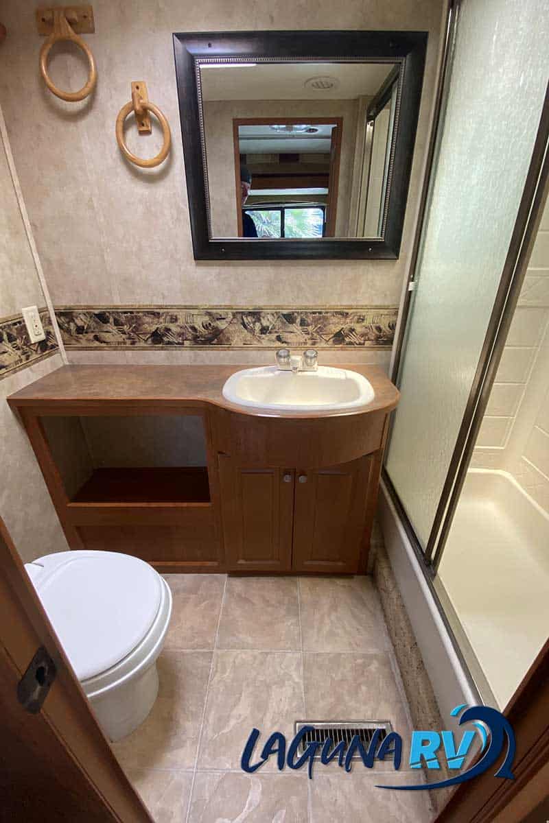 2009 Damon Daybreak Sport 3204 - Laguna RV