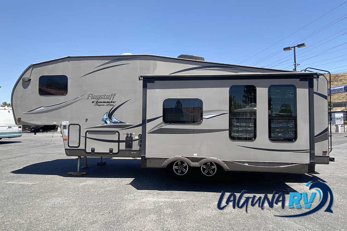 2013 Forest River Flagstaff Classic Super Lite 8528RKWS - Laguna RV