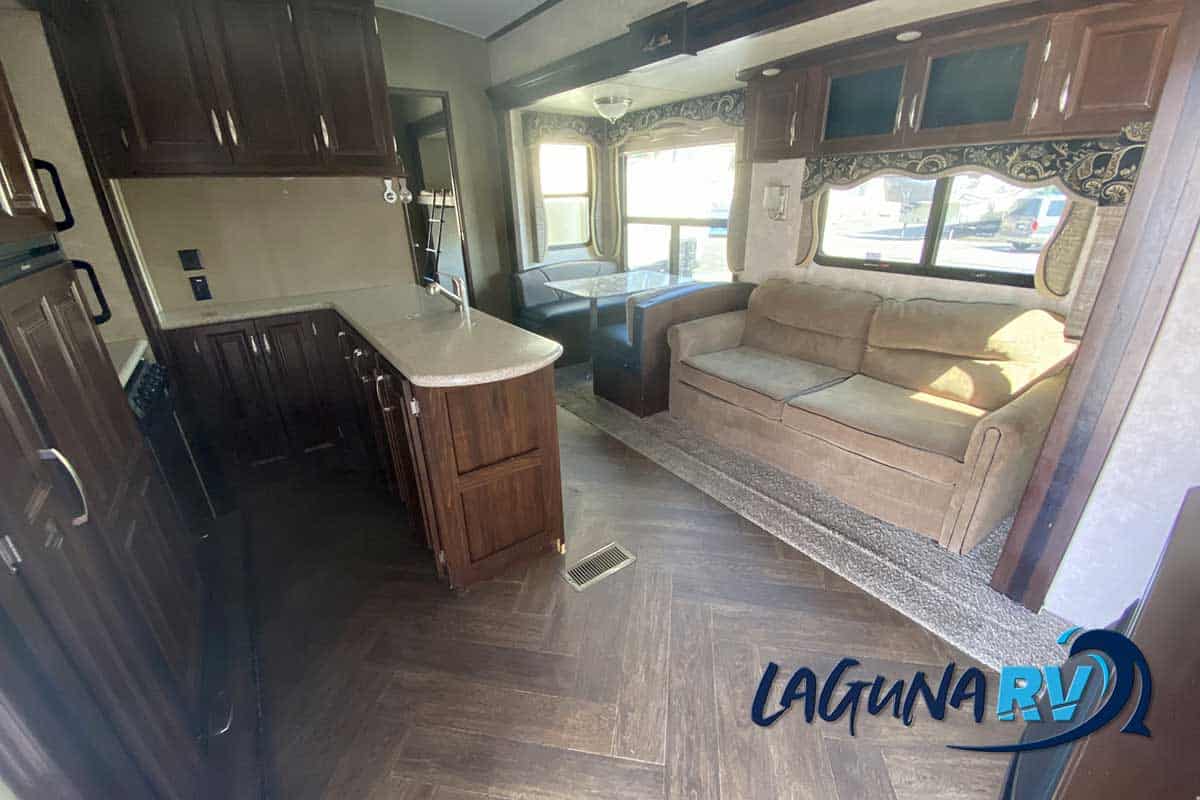 2014 Keystone Montana 5th wheel for sale | Laguna RV in Colton CA