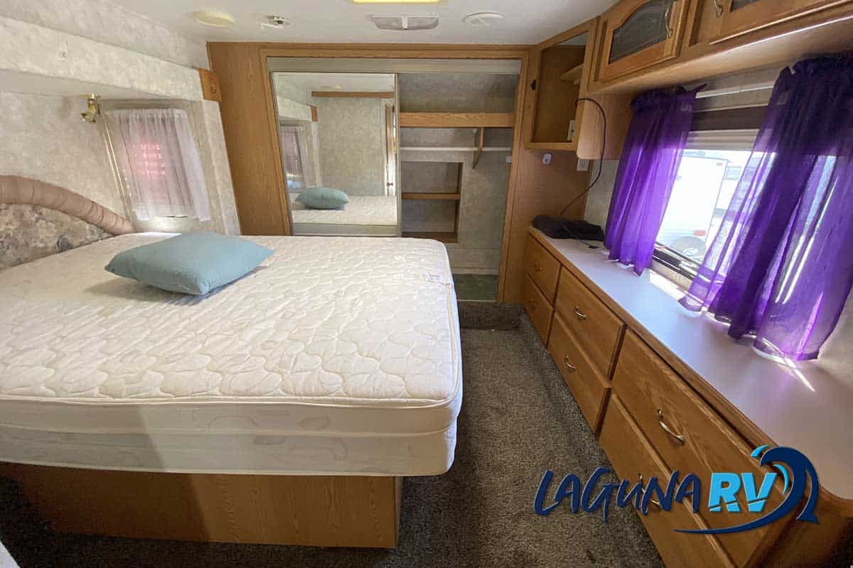 2002 Keystone Montana 5th wheel for sale | Laguna RV in Colton CA