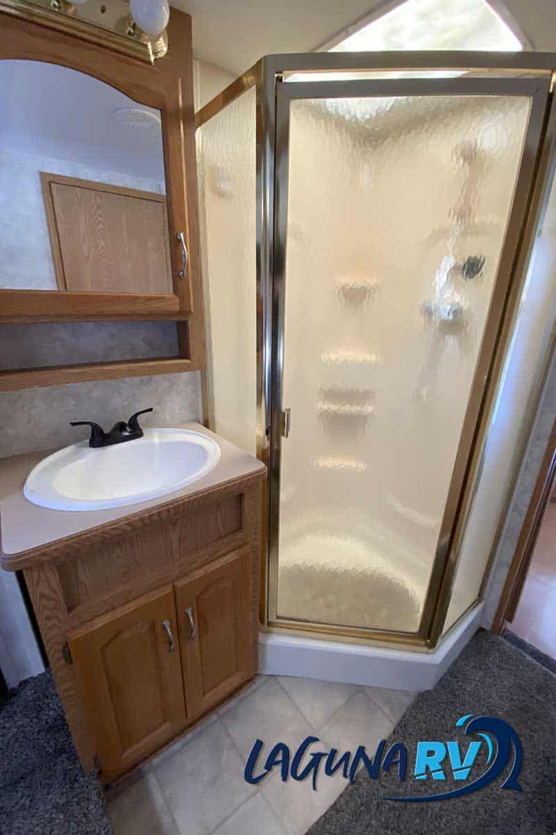 2002 Keystone Montana 5th wheel for sale | Laguna RV in Colton CA