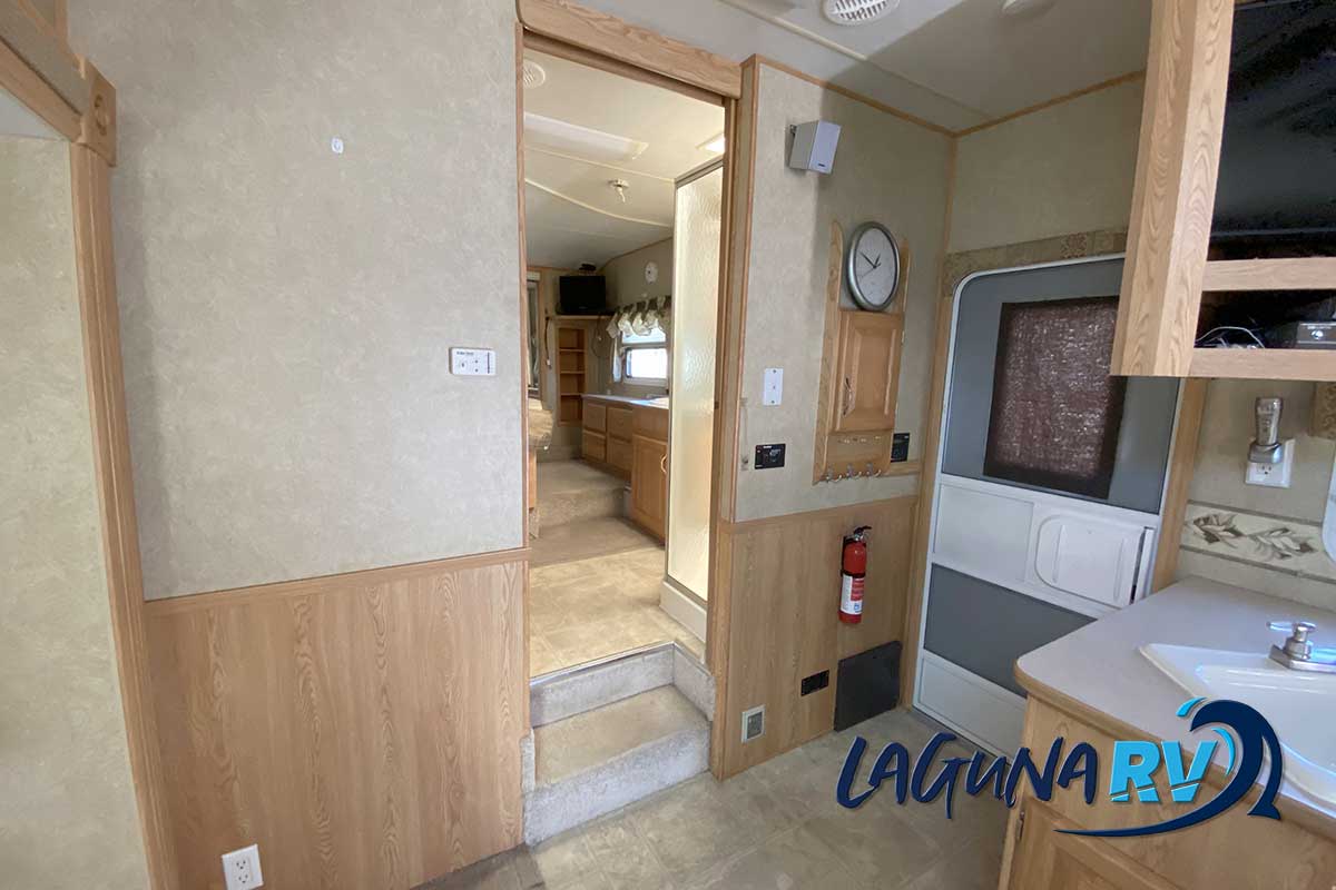 2007 Crossroads Crossforce toy hauler for sale | Laguna RV in Colton CA