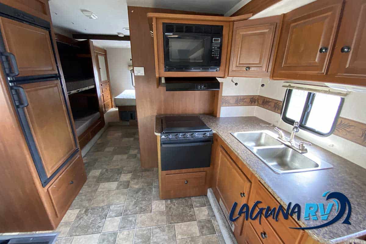 2010 Fleetwood Tioga class C RV for sale | Laguna RV in Colton CA