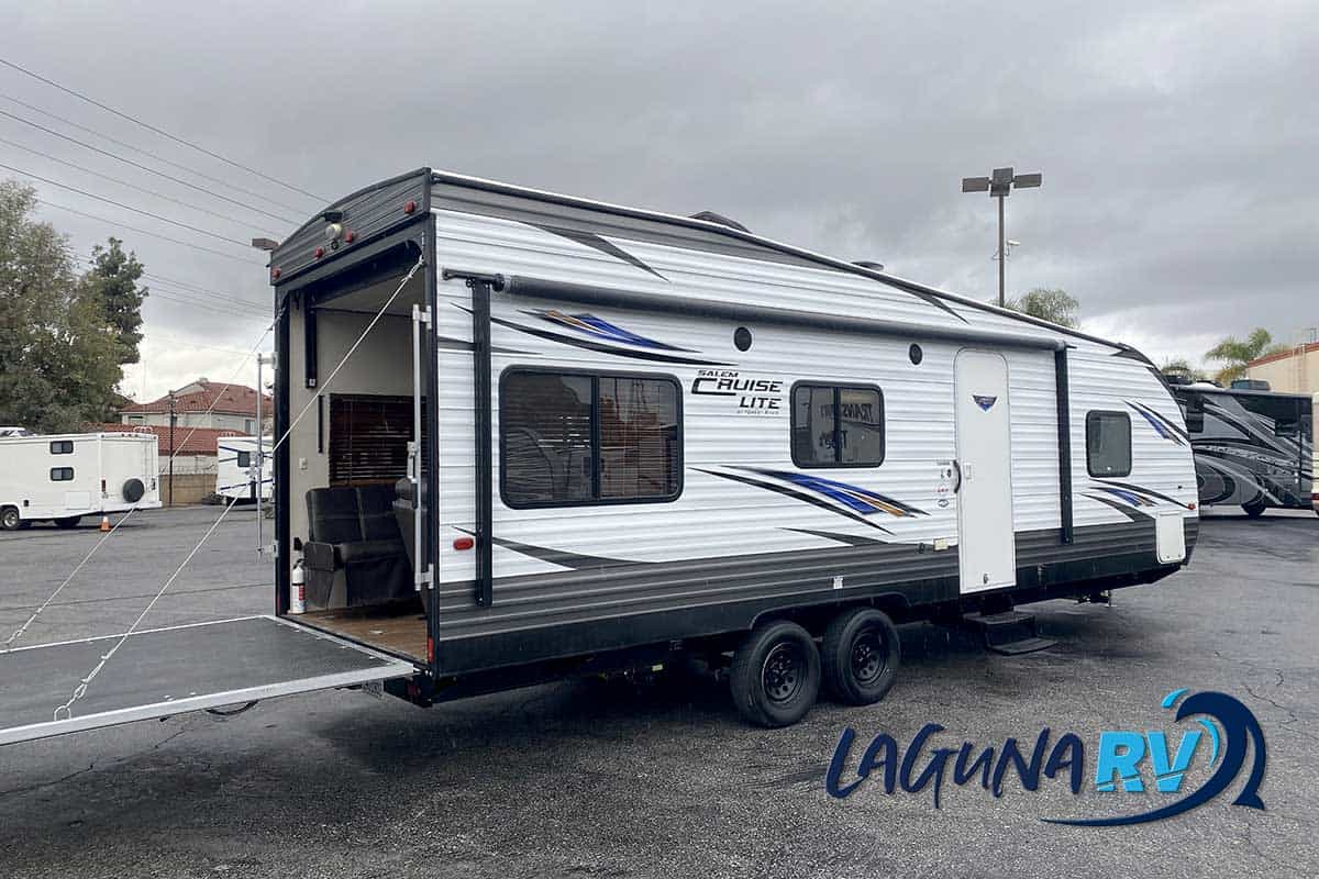 2017 Forest River Salem toy hauler for sale | Laguna RV in Colton CA