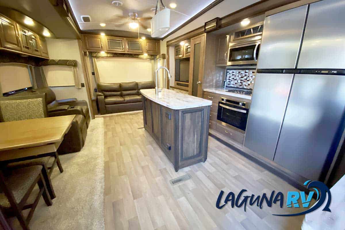2018 Keystone Montana 5th wheel for sale | Laguna RV in Colton CA