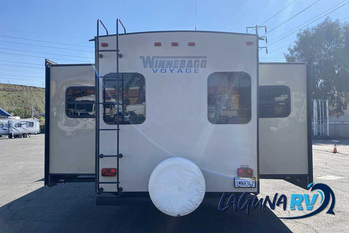 2015 Winnebago Voyage 5th wheel for sale | Laguna RV in Colton CA