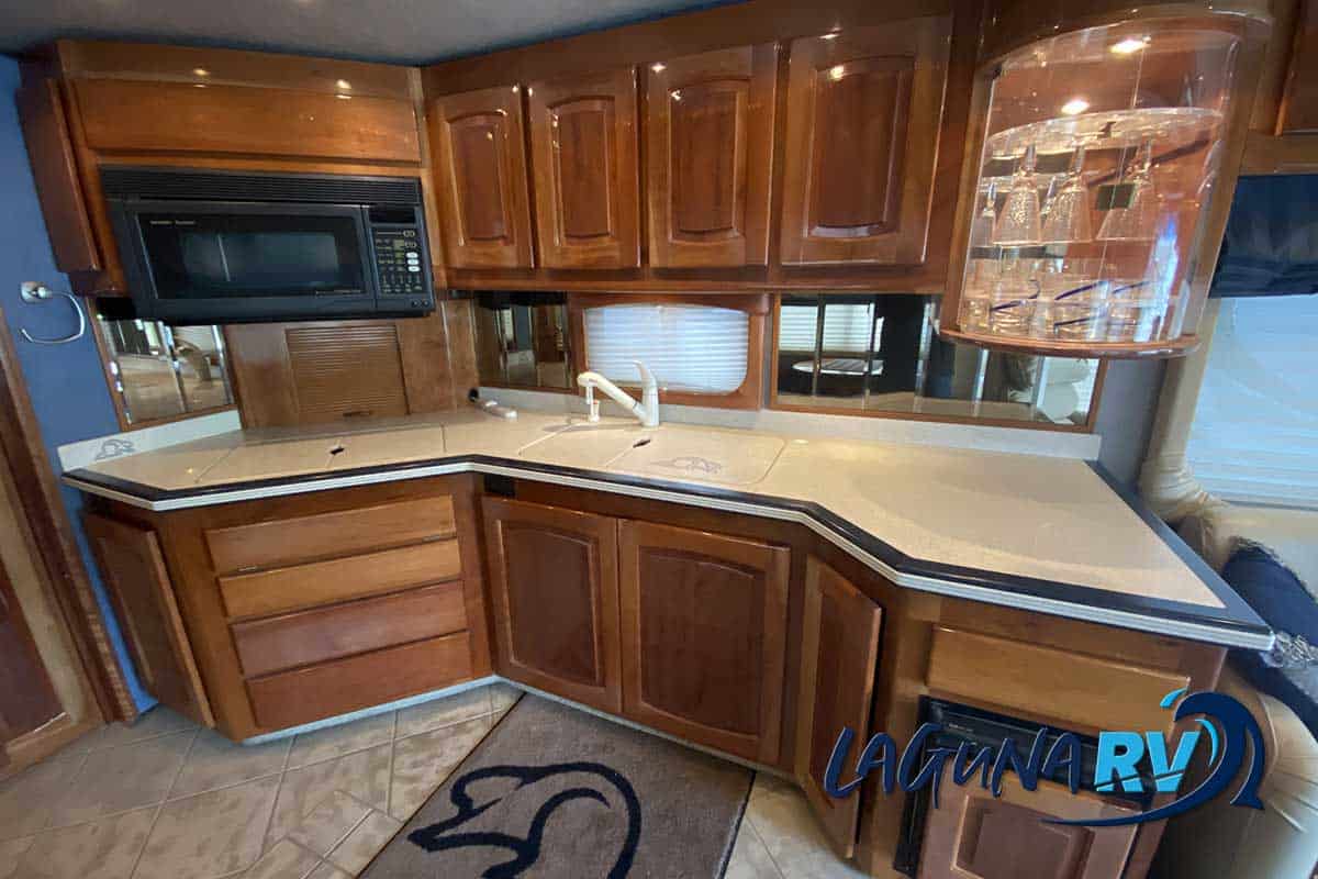 2000 Beaver Marquis class A RV for sale | Laguna RV in Colton CA