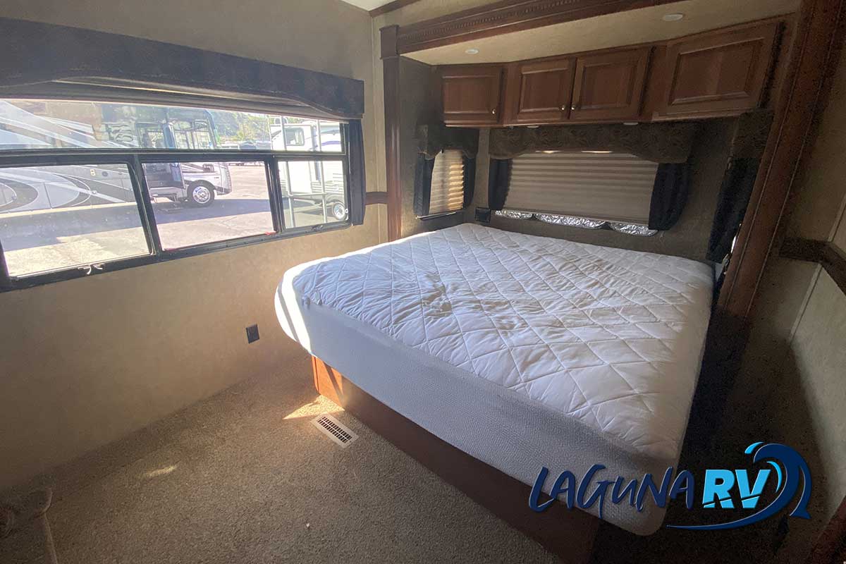 2012 Dutchmen Infinity 5th wheel for sale | Laguna RV in Colton CA