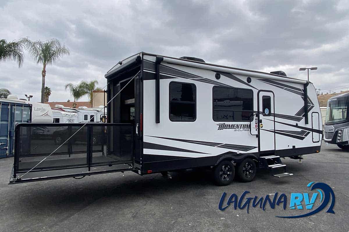 2020 Grand Design Momentum toy hauler for sale | Laguna RV in Colton CA
