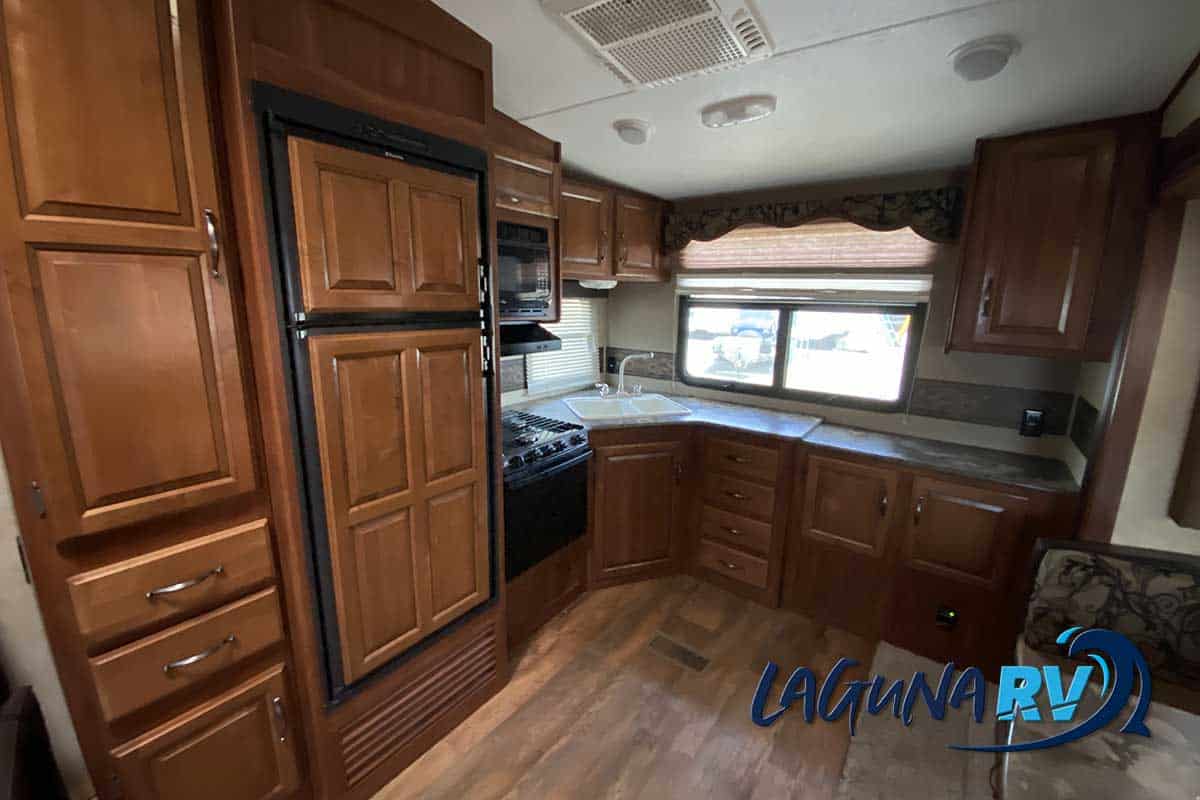 2015 Keystone Cougar 5th wheel for sale | Laguna RV in Colton CA