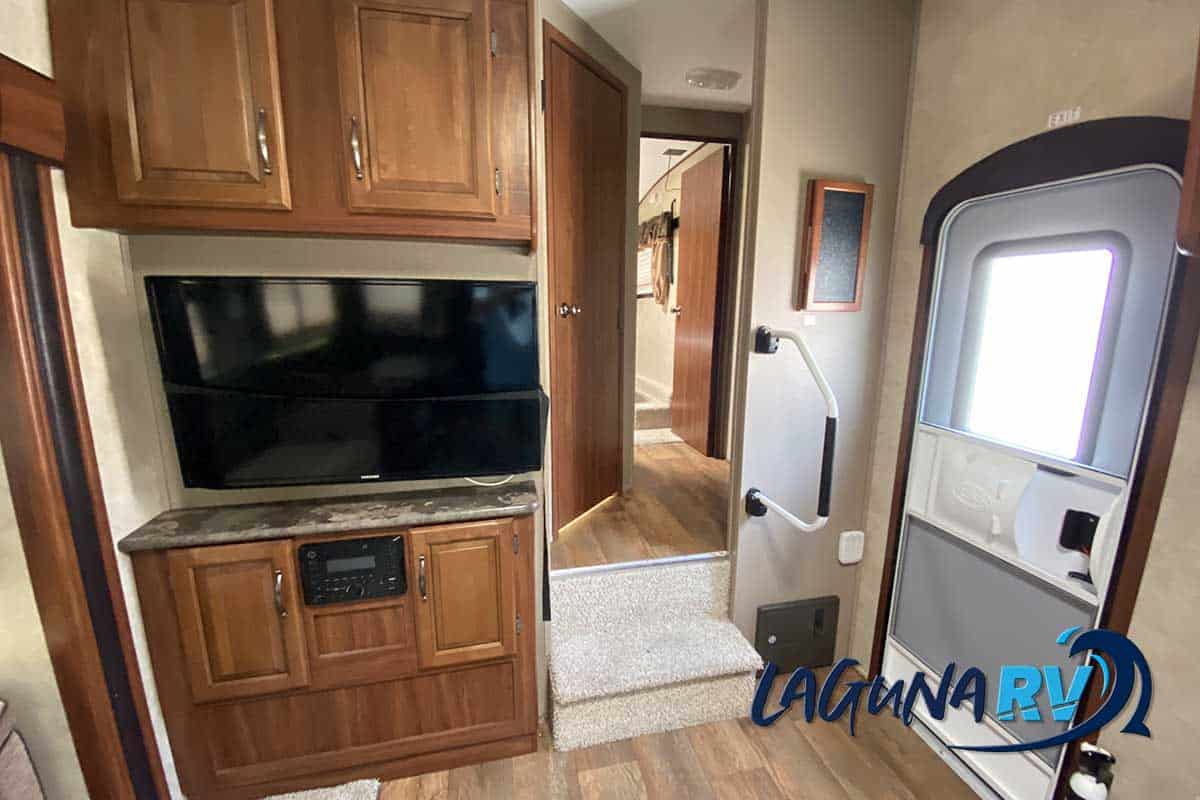 2015 Keystone Cougar 5th wheel for sale | Laguna RV in Colton CA