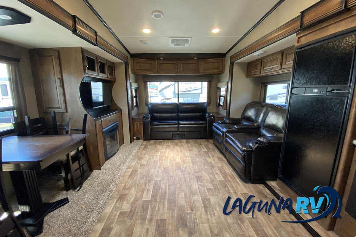 2017 Grand Design Reflection 5th wheel for sale | Laguna RV in Colton CA