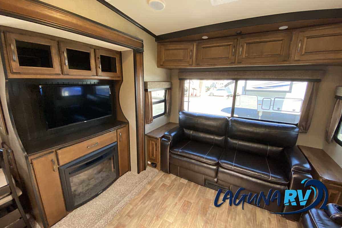 2017 Grand Design Reflection 5th wheel for sale | Laguna RV in Colton CA