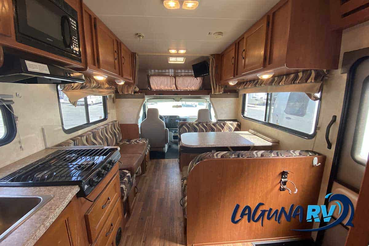 2013 Coachmen Freelander class C RV for sale | Laguna RV in Colton CA