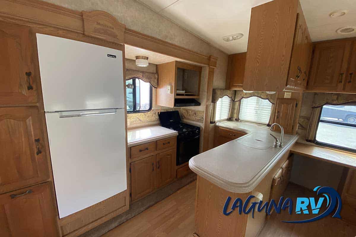 2007 Keystone Montana 5th wheel for sale | Laguna RV in Colton CA
