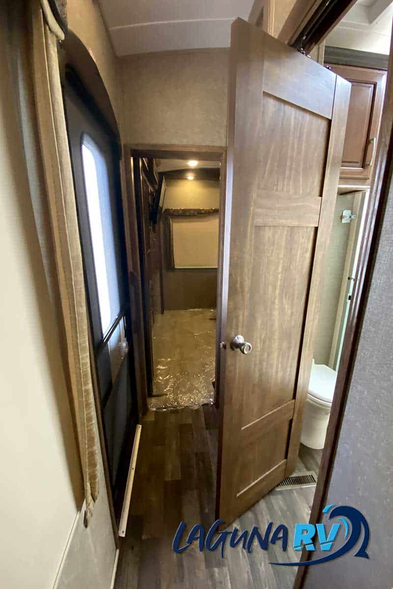 2016 Keystone Montana 5th wheel for sale | Laguna RV dealer in Colton CA