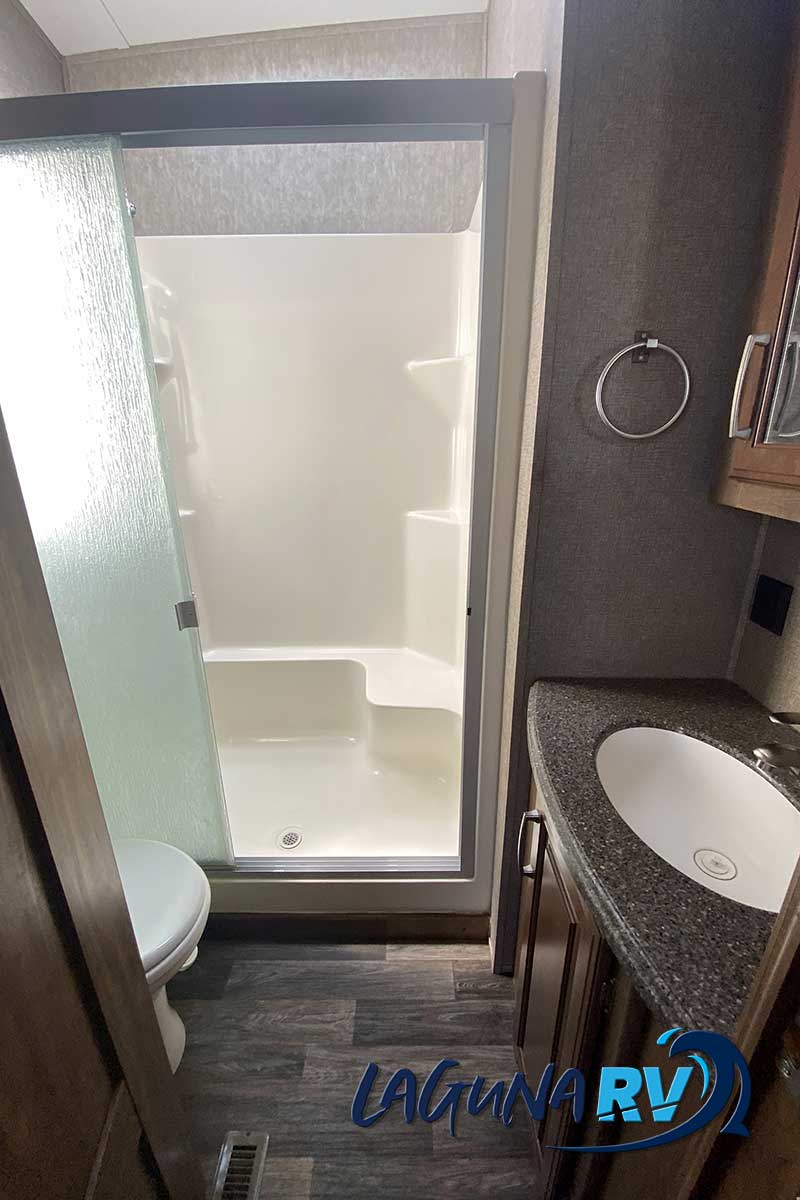 2016 Keystone Montana 5th wheel for sale | Laguna RV dealer in Colton CA