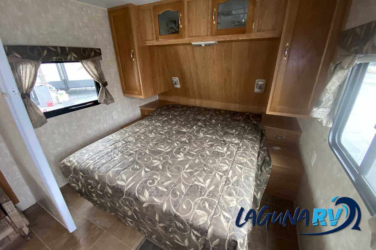 2006 Forest River Cherokee travel trailer for sale | Laguna RV in Colton CA