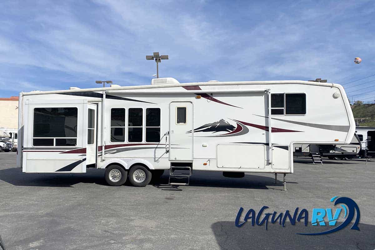 2004 Keystone Everest 5th wheel for sale | Laguna RV in Colton CA