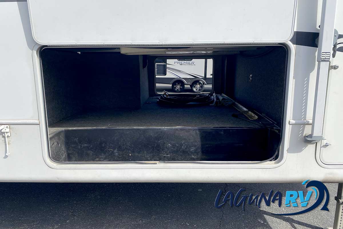 2004 Keystone Everest 5th wheel for sale | Laguna RV in Colton CA