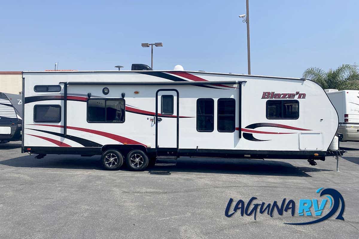2015 Pacific Coachworks BlazeN toy hauler for sale | Laguna RV in Colton CA