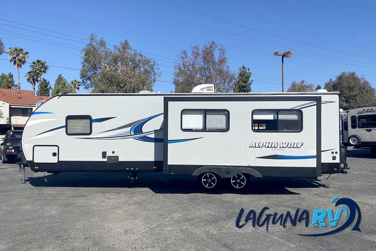 2019 Forest River Cherokee travel trailer for sale | Laguna RV in Colton CA