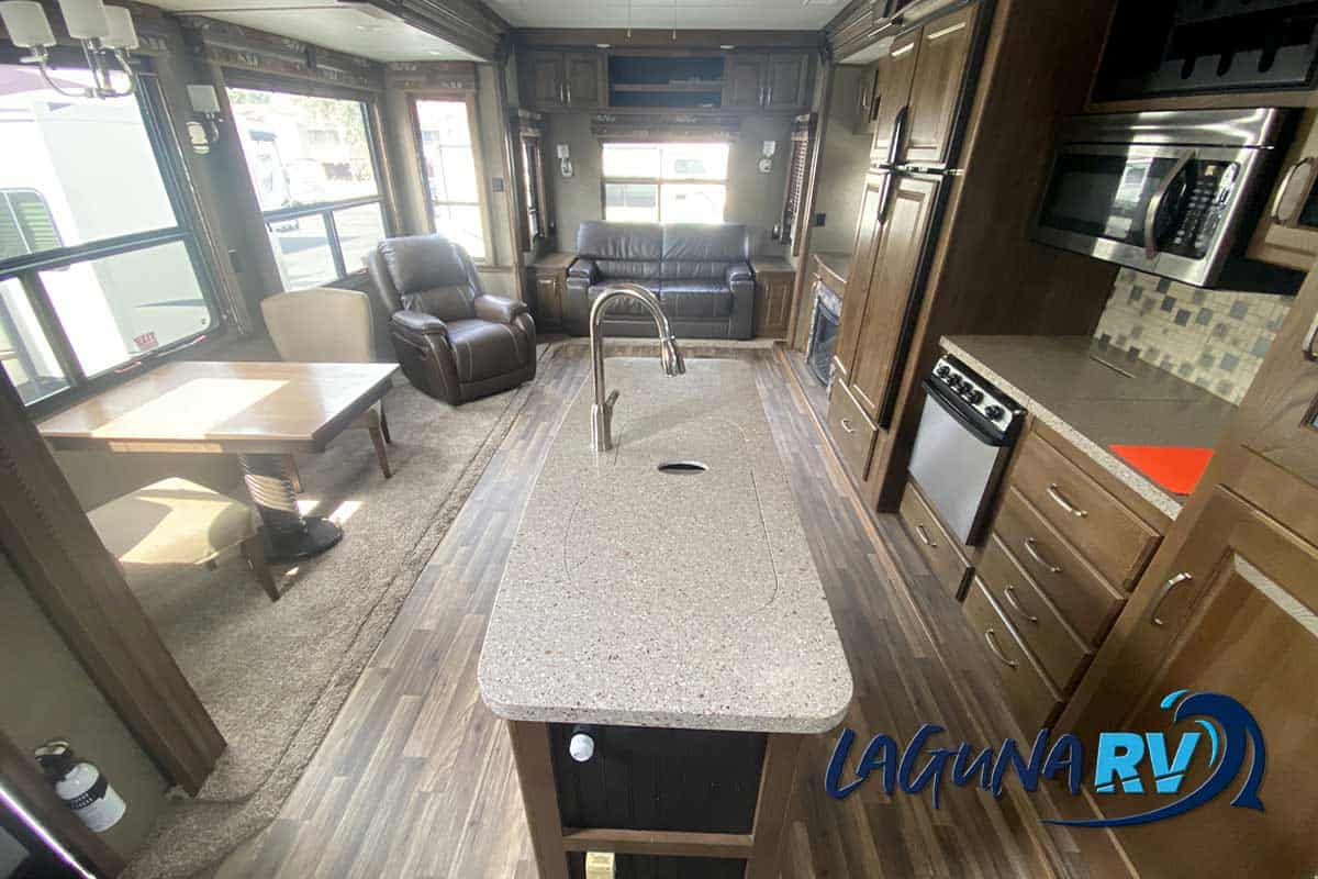 2016 Keystone RV Alpine 5th wheel for sale | Laguna RV in Colton CA