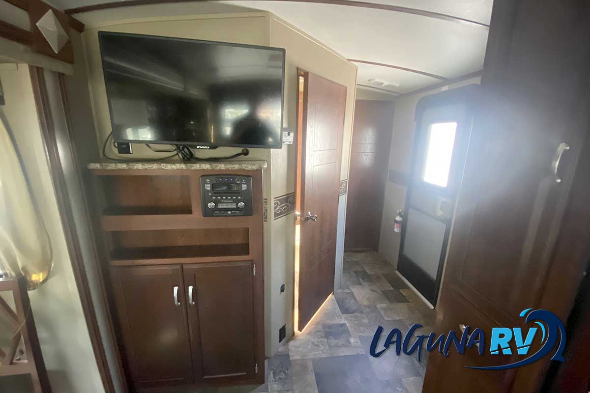 2015 Keystone Outback travel trailer for sale | Laguna RV in Colton CA
