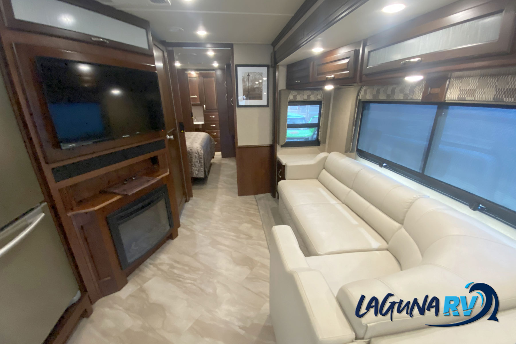 2017 Fleetwood Bounder class A RV for sale | Laguna RV in Colton CA