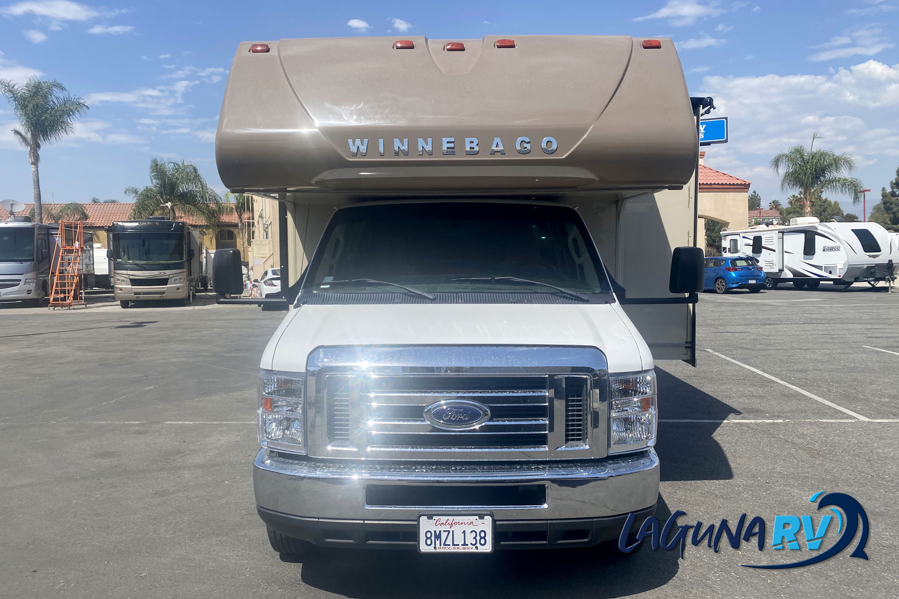 2018 Winnebago class C RV for sale | Laguna RV in Colton CA