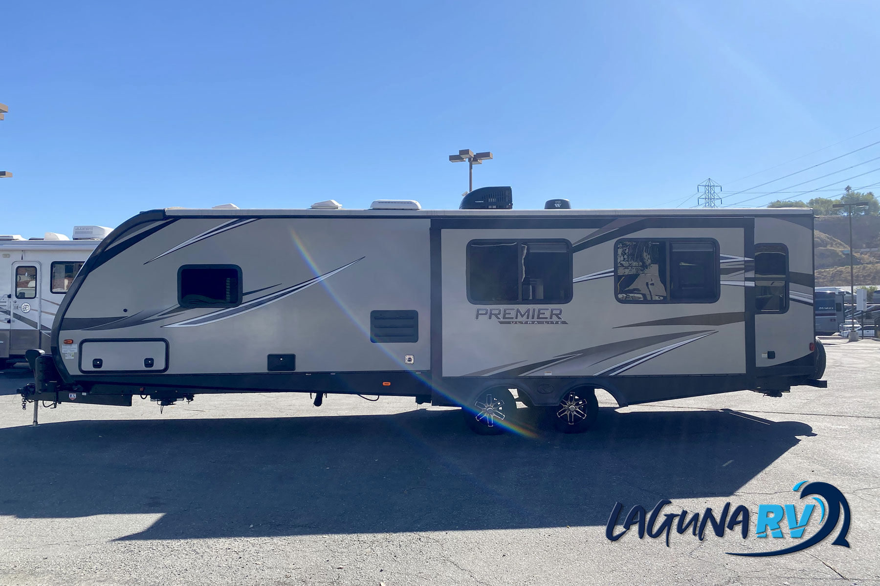 2020 Keystone Premier travel trailer for sale | Laguna RV in Colton CA