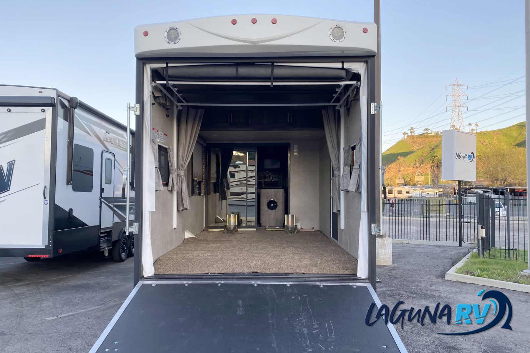 2016 Eclipse Stellar toy hauler for sale | Laguna RV in Colton CA