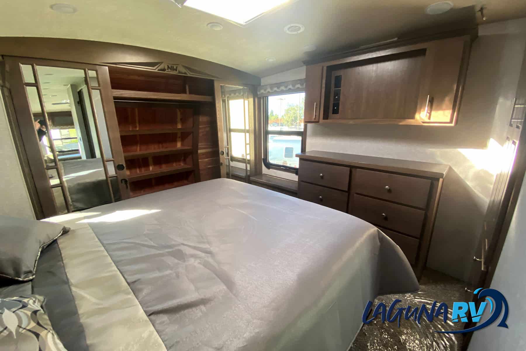 2023 Northwood Arctic Fox 5th wheel for sale | Laguna RV in Colton CA
