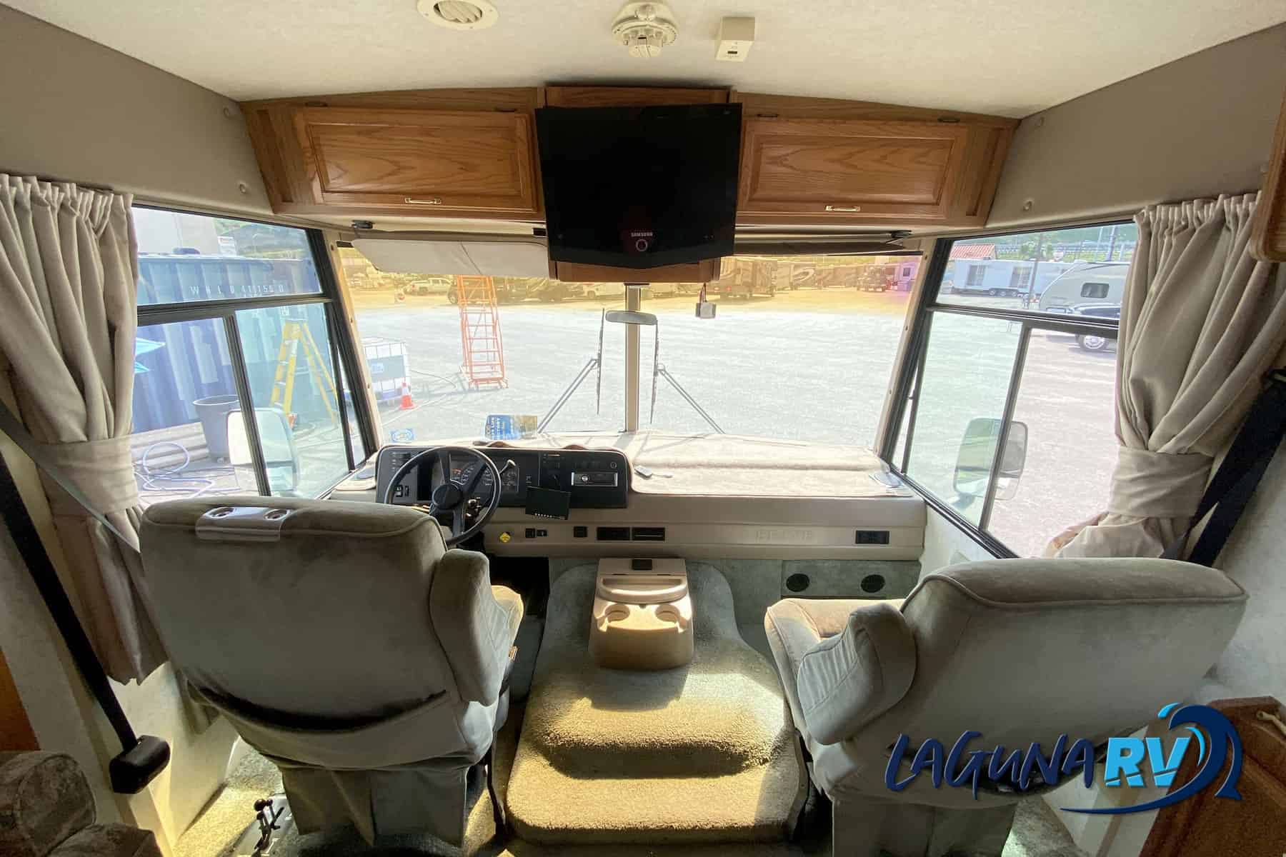 1999 Winnebago Brave class A RV for sale | Laguna RV in Colton CA