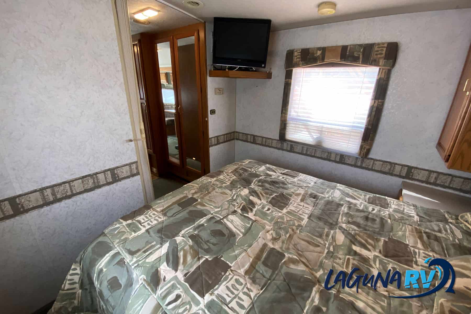 1999 Winnebago Brave class A RV for sale | Laguna RV in Colton CA
