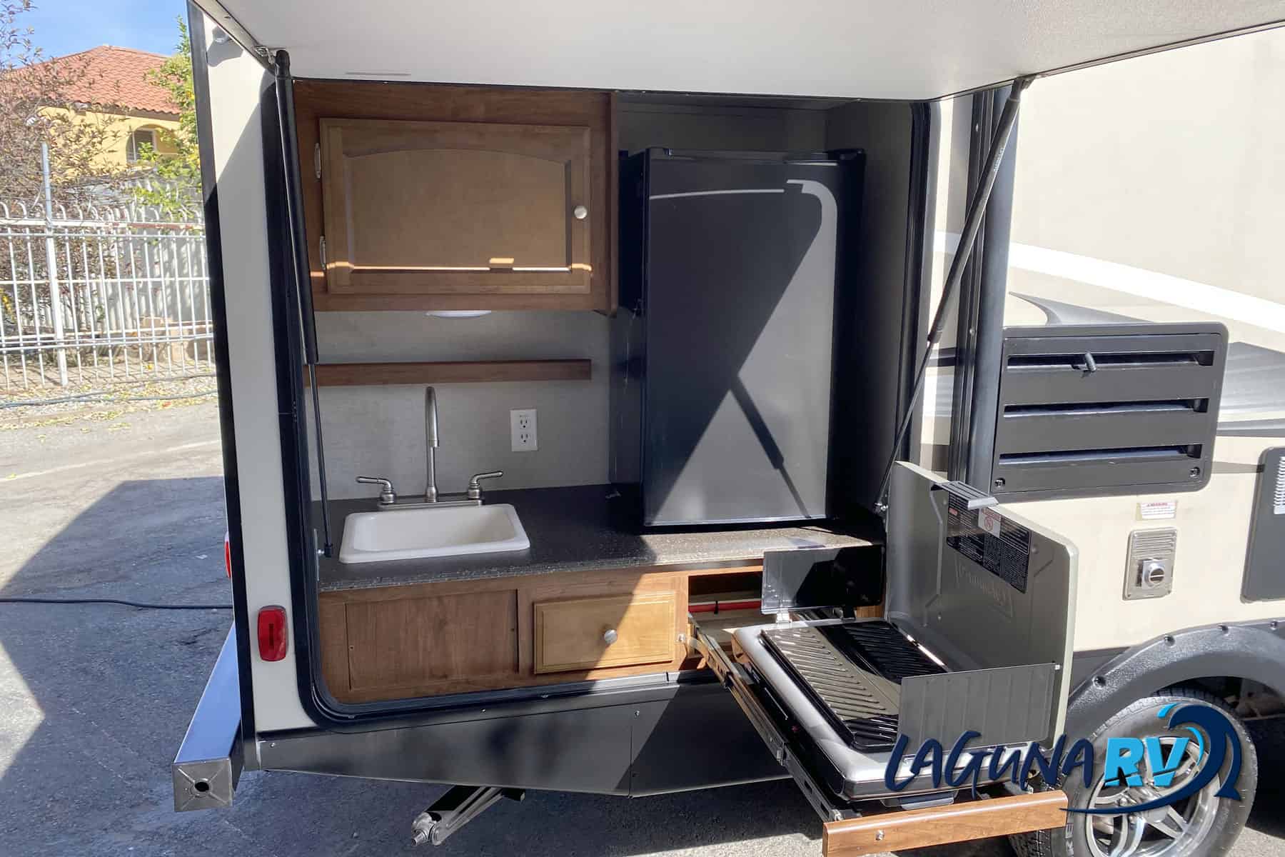 2016 Coachmen Freedom Express travel trailer for sale | Laguna RV in ...