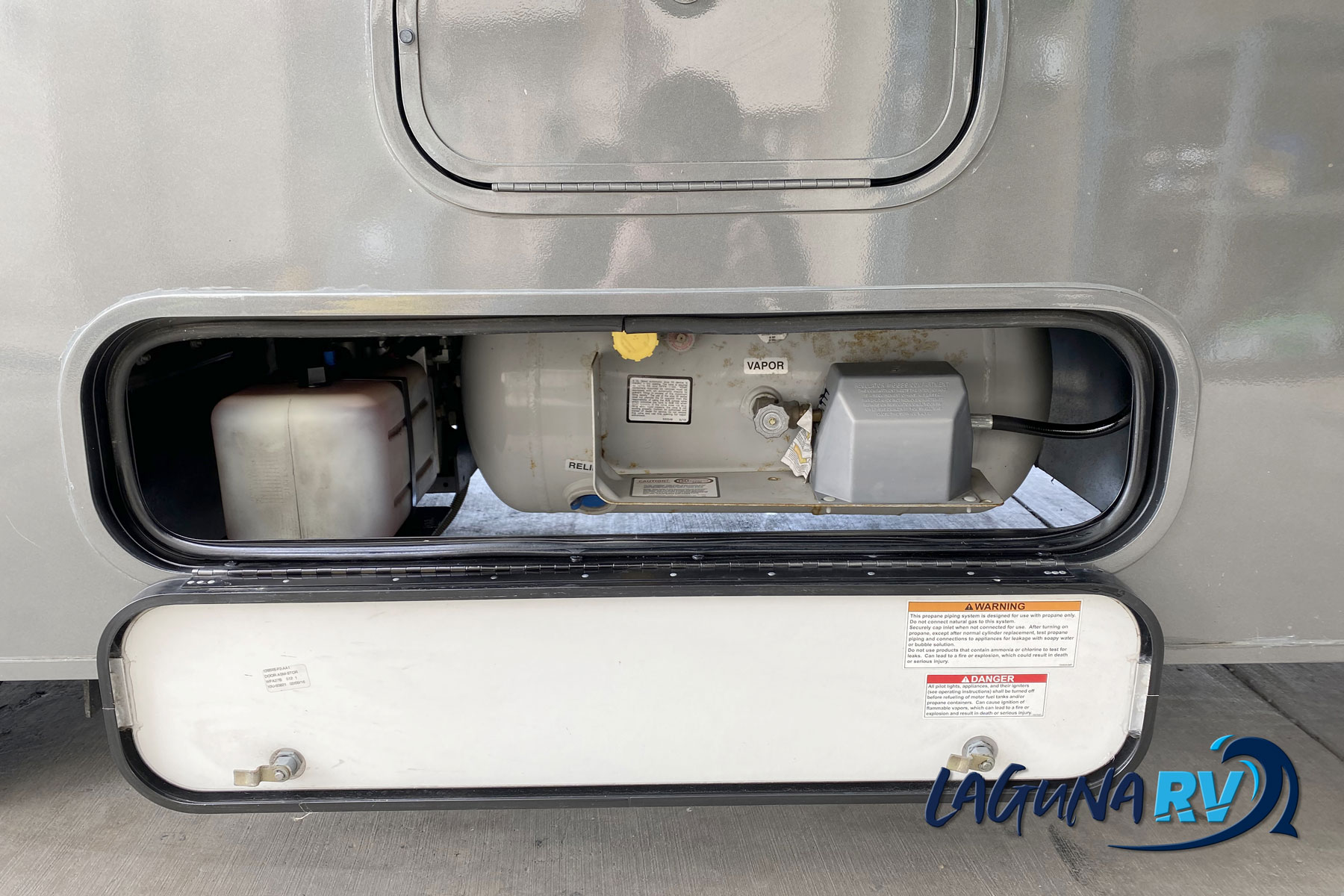 2016 Winnebago Brave class A RV for sale | Laguna RV in Colton CA