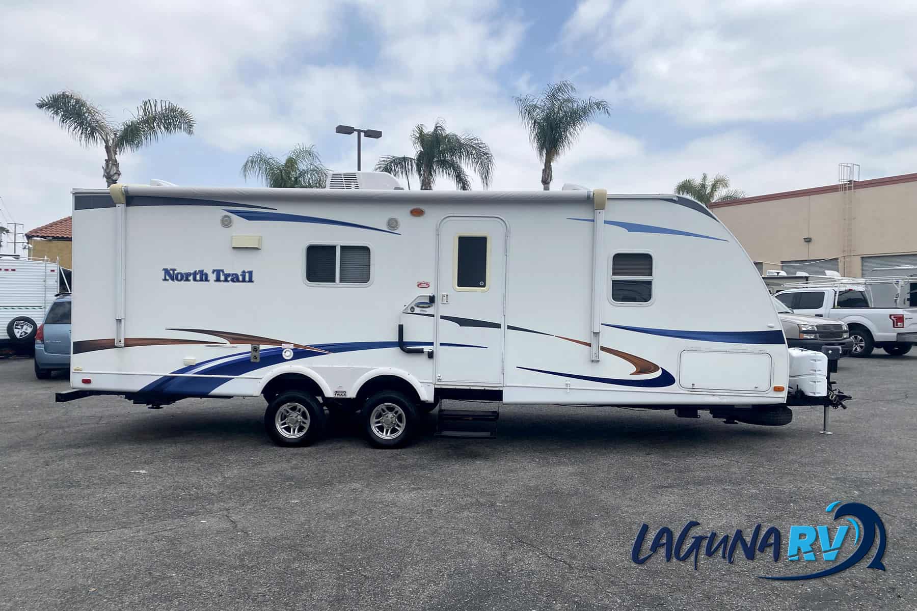 2011 Heartland North Trail travel trailer for sale | Laguna RV in Colton CA