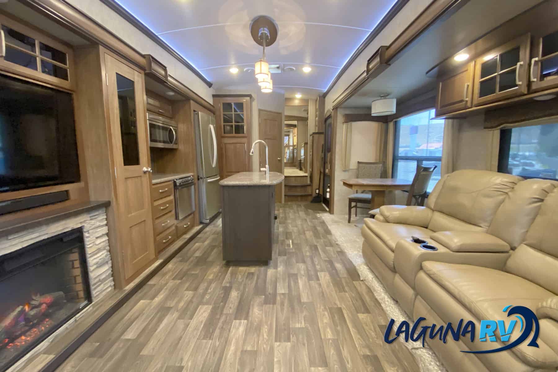 2017 Keystone Montana 5th wheel for sale | Laguna RV in Colton CA