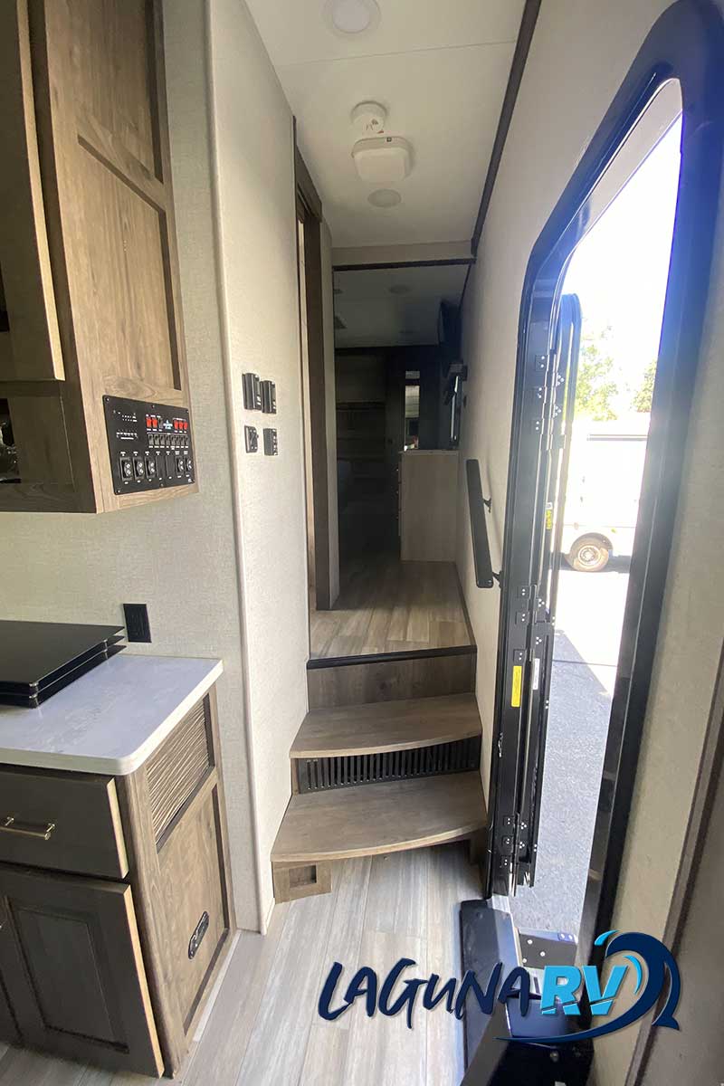 2021 Alliance Paradigm 5th wheel for sale | Laguna RV in Colton CA