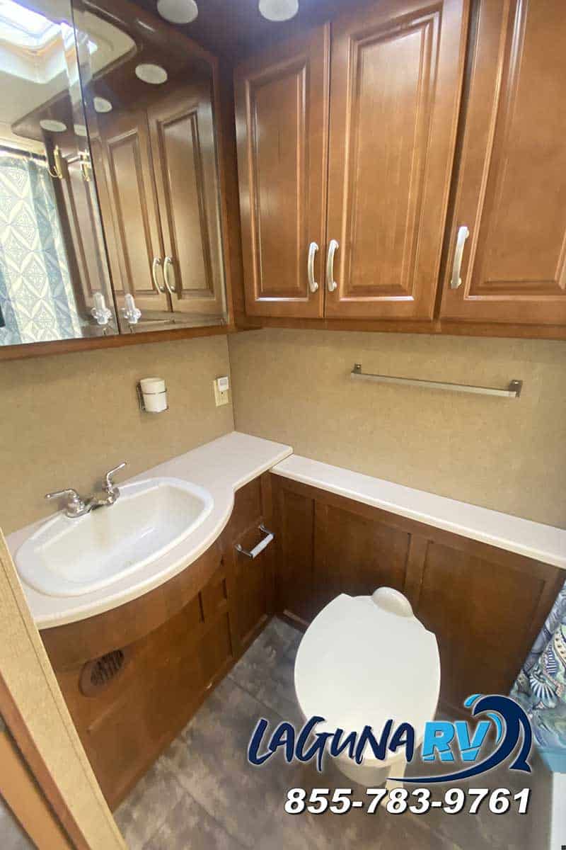 2015 Thor Challenger class A RV for sale | Laguna RV in Colton CA