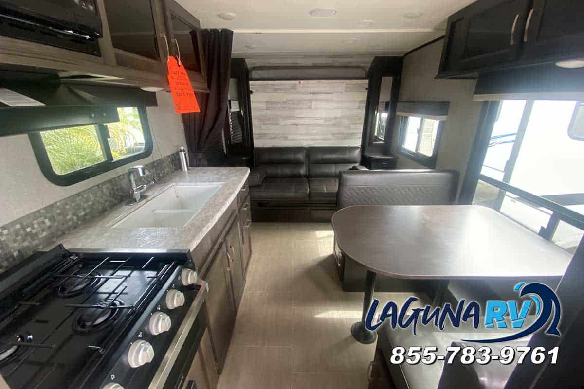 2020 Jayco Jay Feather travel trailer for sale | Laguna RV in Colton CA